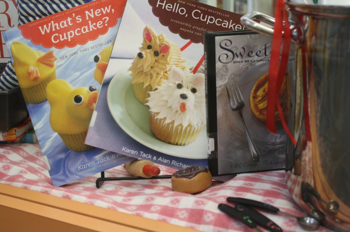 What’s Cookin’? – School Library Displays