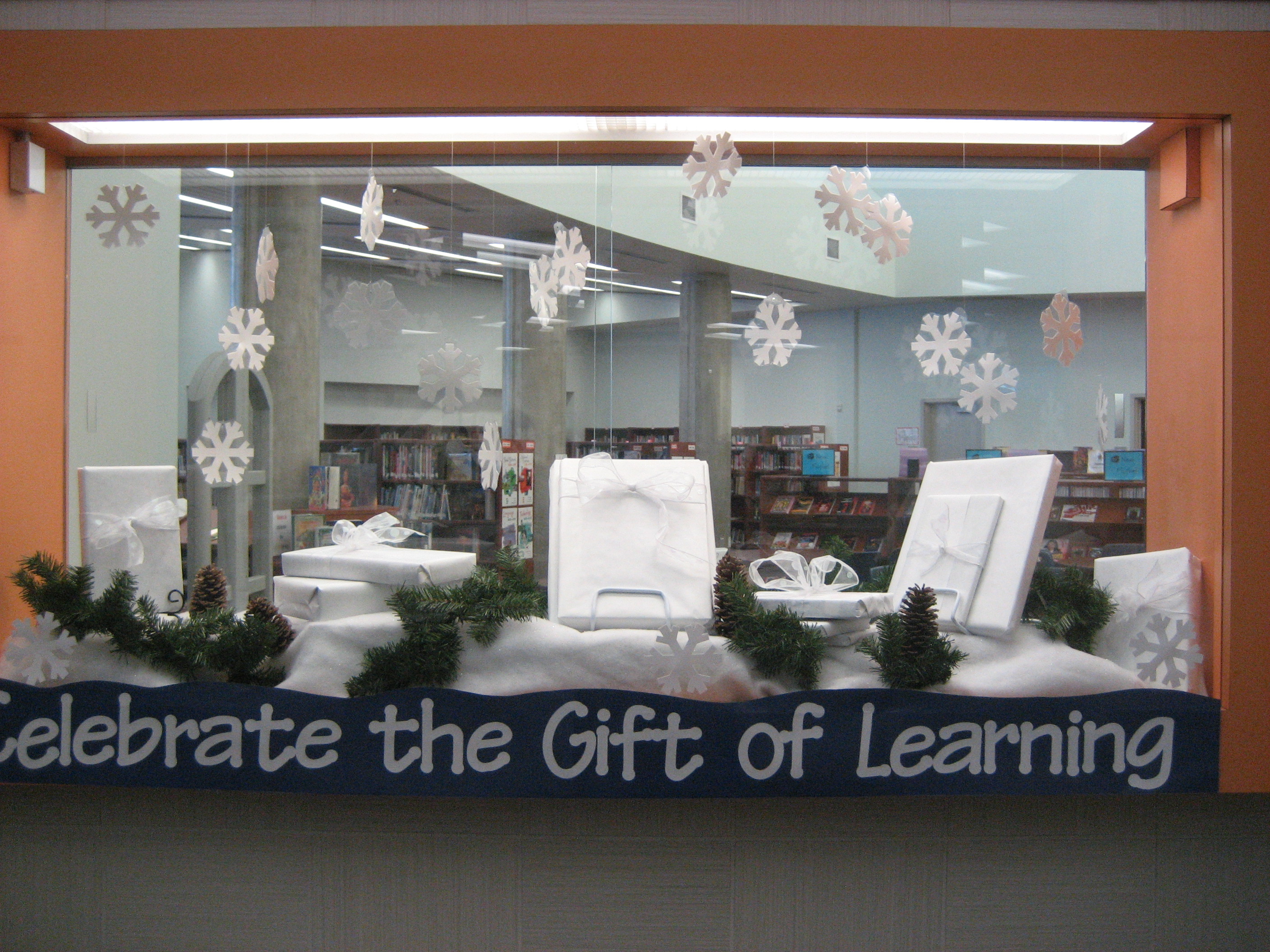 Celebrate the Gift of Learning – School Library Displays