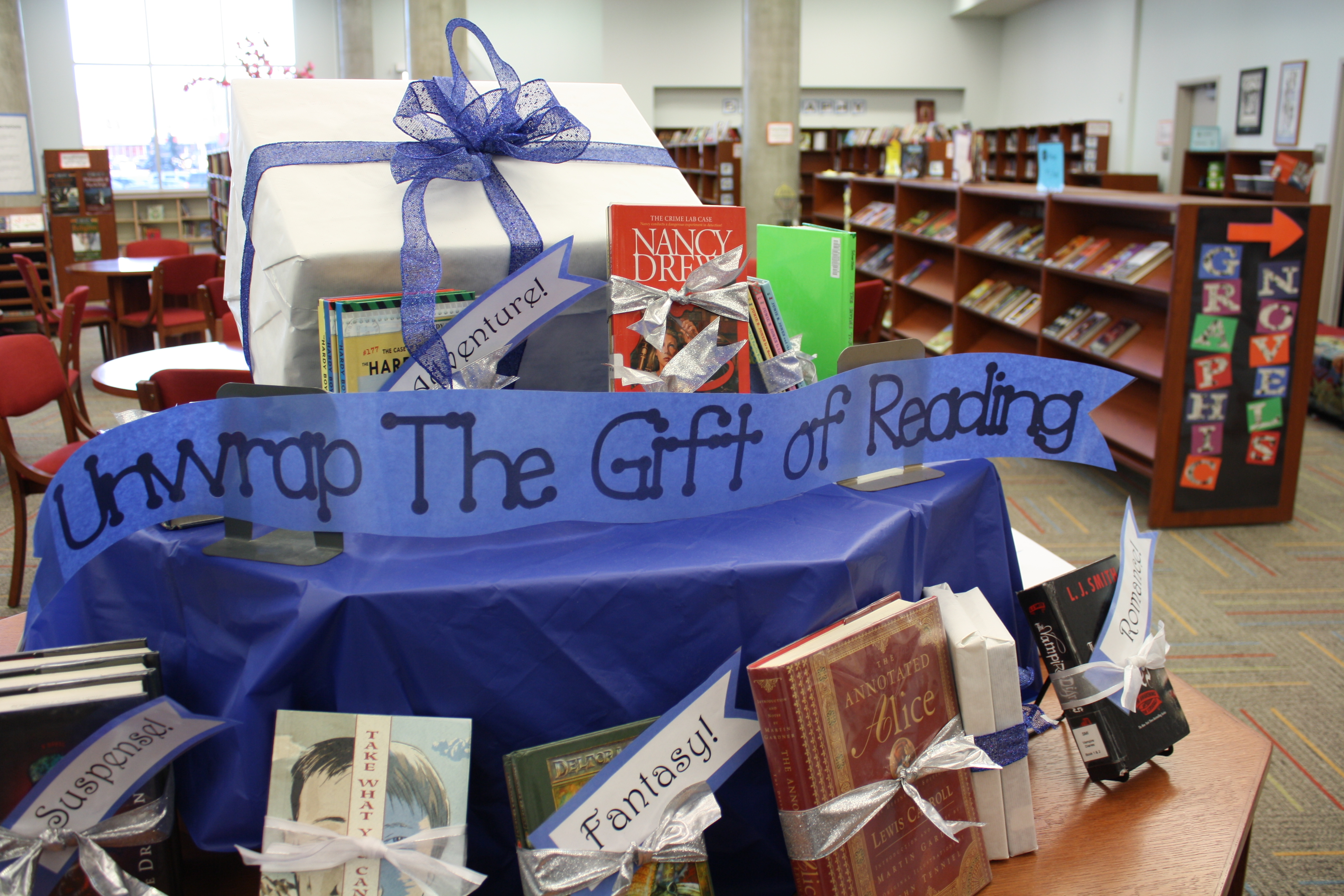 Winter – School Library Displays