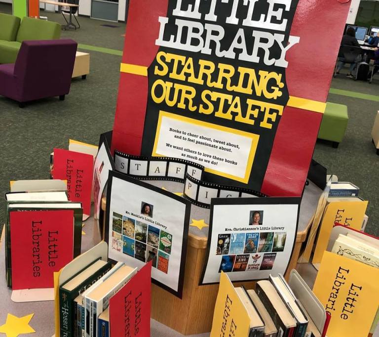 School Library Displays – Hooking Kids on Books!