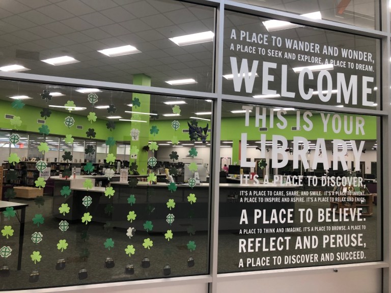 Pinch Proof in the Library – School Library Displays